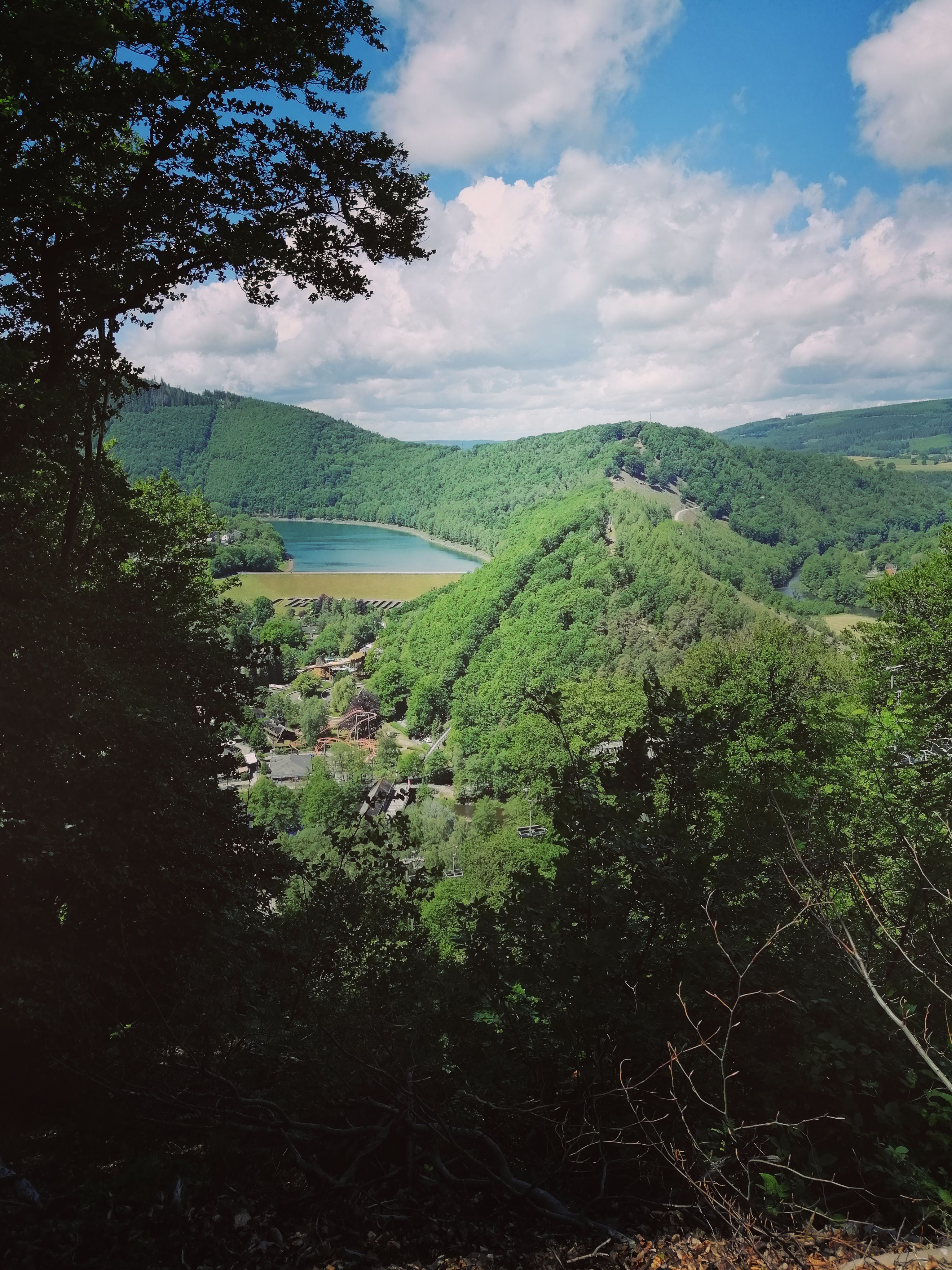 Promenade des pavillons à Coo | Ardennes-étape